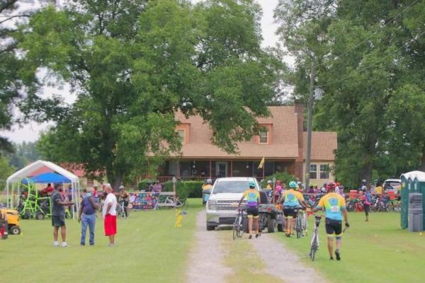 Visit the Farm or Book an Activity – Hill Family Farm Education Center